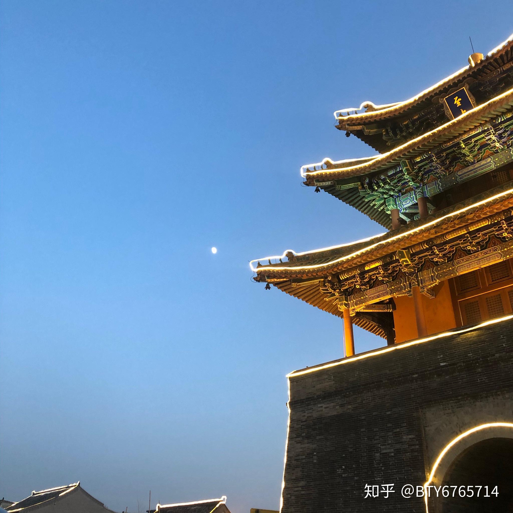 同一个小镇不同时间的月亮🌜 - 知乎