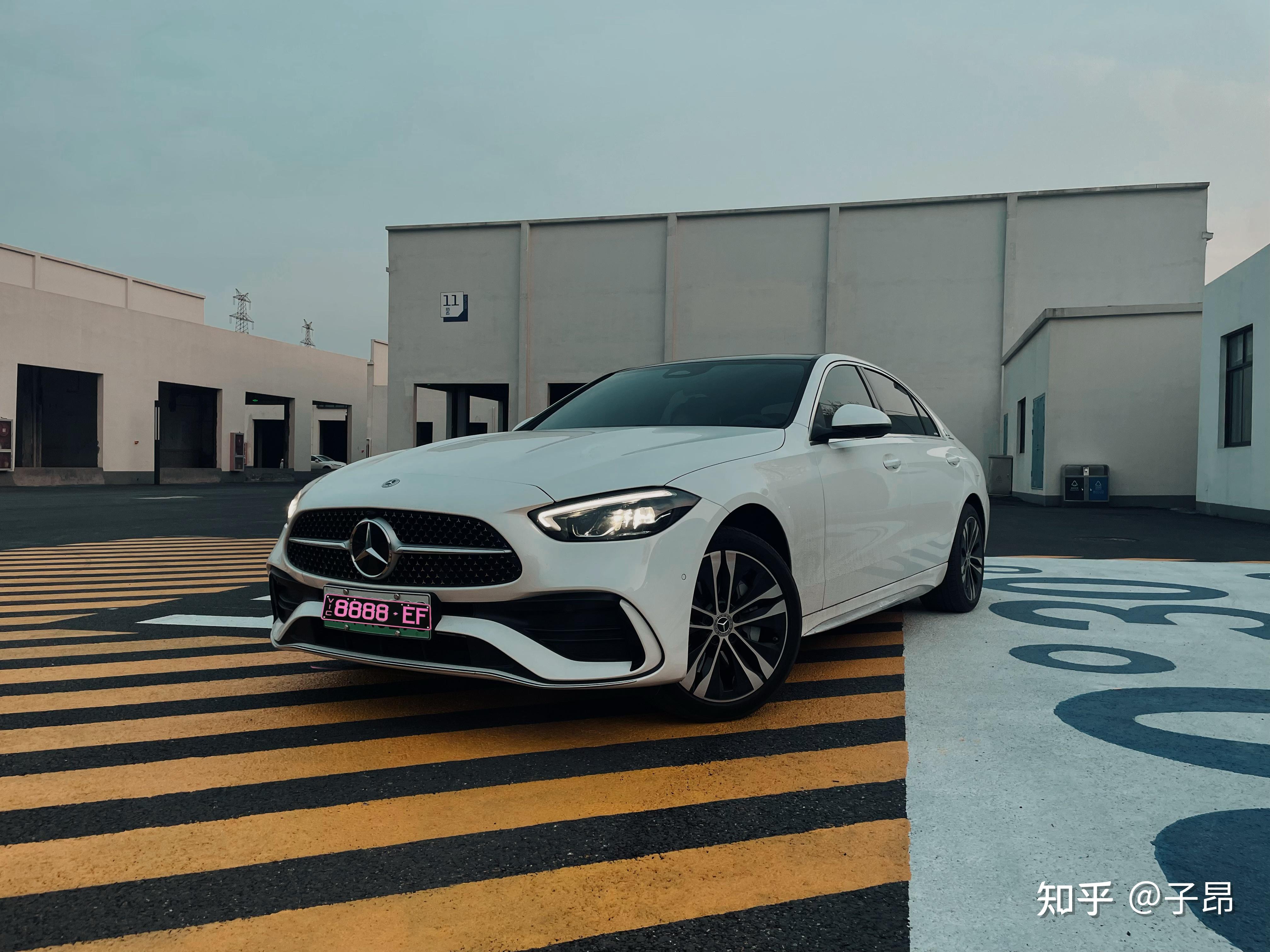 奔驰C350EL车主好浪漫啊！好会啊 - 知乎