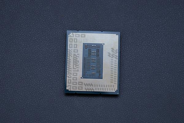 加核不加价！英特尔酷睿第14代处理器 i7-14700K评测 - 知乎