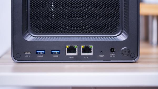 四盘位、双NVMe、双2.5G丨新旗舰NAS丨绿联DX4600首发最全评测，一文告诉你值不值得买？ - 知乎