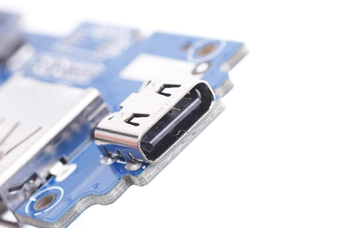 拆解报告：UGREEN绿联USB3.0 4口 HUB 集线器 - 知乎