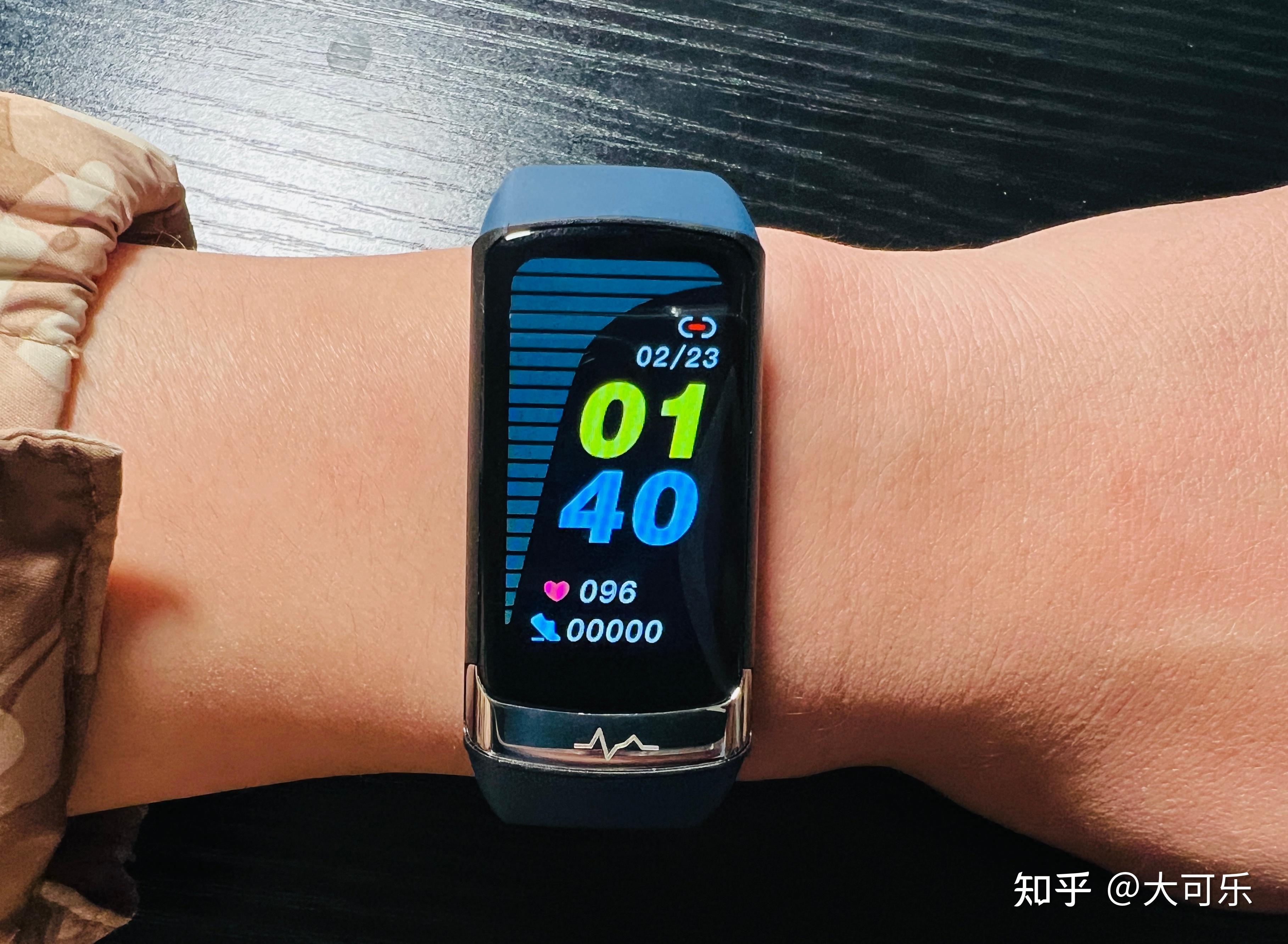 dido三款旗舰健康智能穿戴—dido F50s Pro 老人款 与 E55 Pro max + didoM10 助眠智能手环 开箱评测。