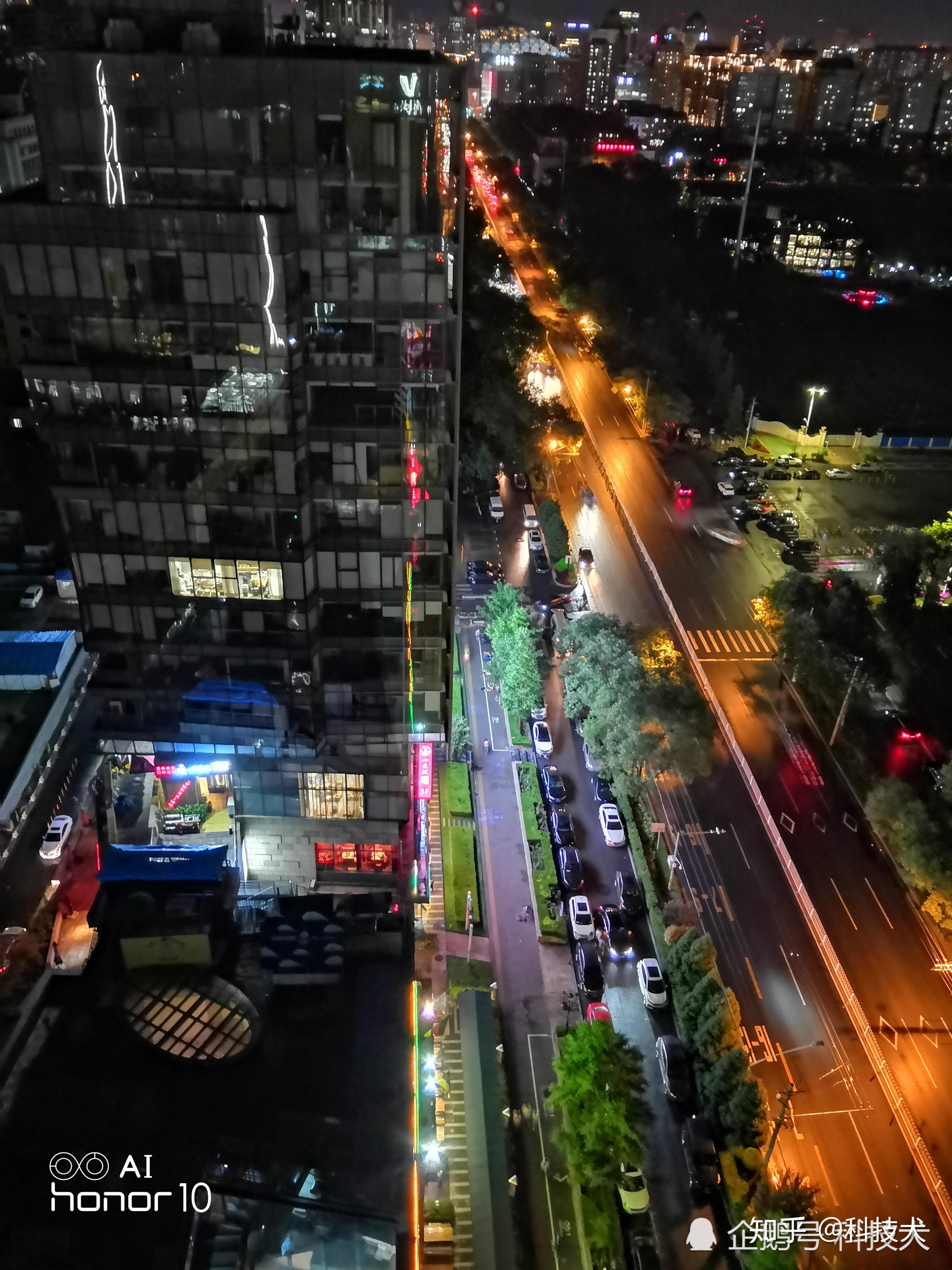 荣耀10GT版AIS手持超级夜景功能实拍样张：“夜拍王”来了 - 知乎