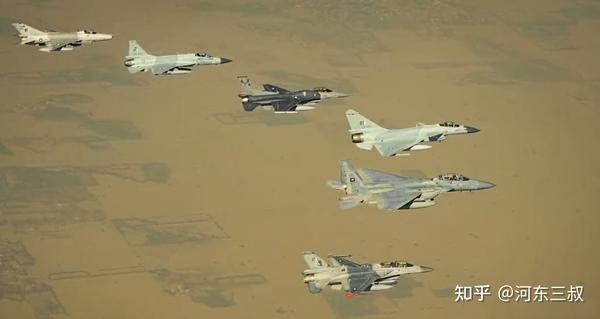 9比0完胜，鸭翼战机巅峰对决，歼10CE对台风纯属碾压 - 知乎