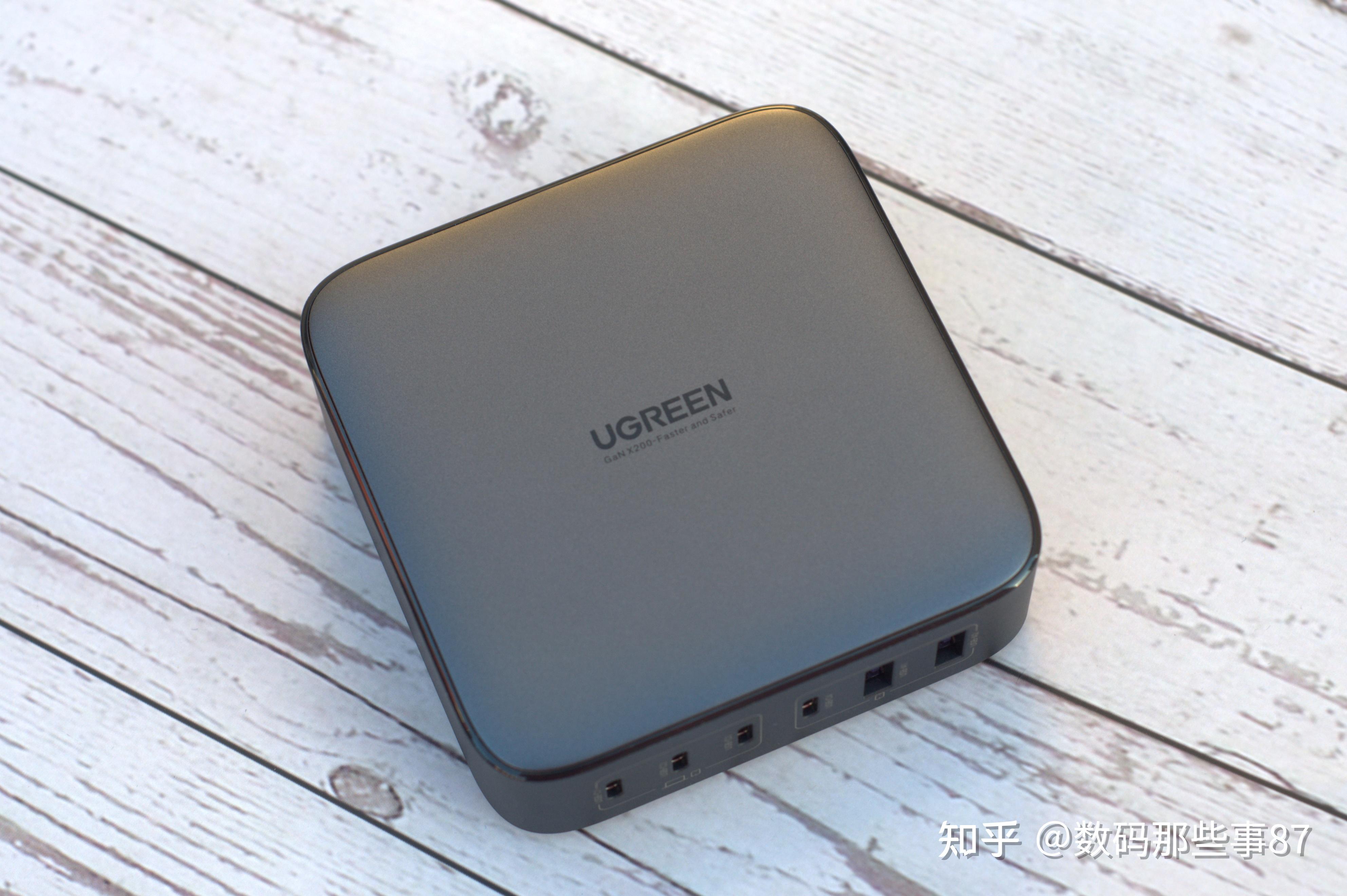 让桌面化繁为简，绿联200W氮化镓充电器就有这个魔法 - 知乎