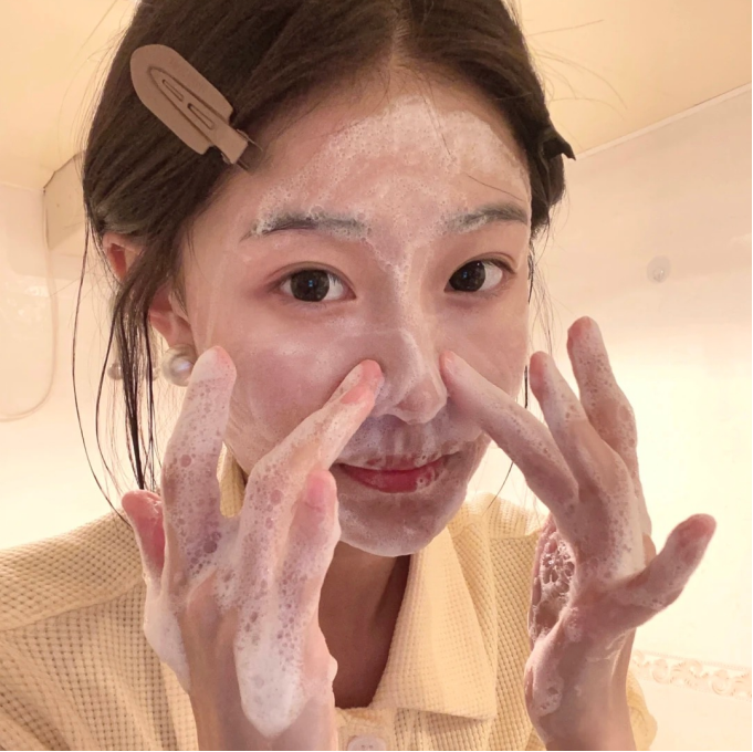 女生敏感肌怎么快准稳修复?脸上敏感发痒、长红血丝、红斑要怎么办?敏感肌换皮级的养肤攻略直接闭眼冲! 知乎