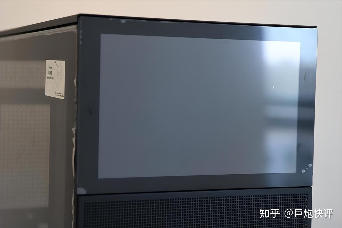 颜值刺客！乔思伯D41副屏版机箱+CR3000风冷试玩 - 知乎