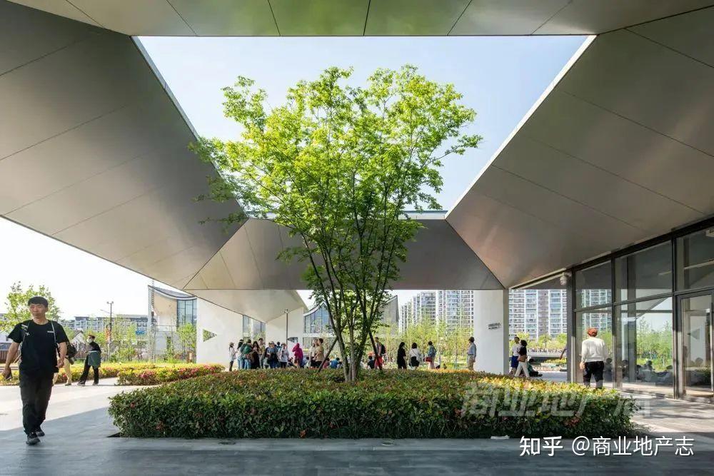 CRR百图斩｜公园里的新天地：上海蟠龙天地 - 知乎