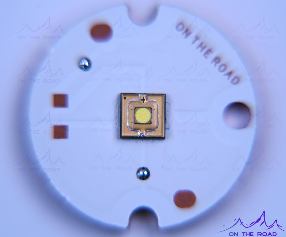 氮化镓LED (GaN LED)，圆形圆芯LED、激光LED灯是什么？强光手电筒如何聚光远射？（一） - 知乎