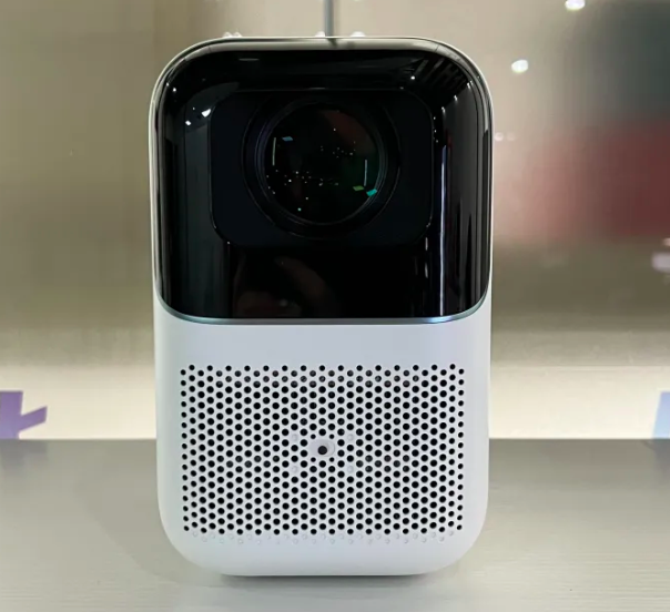 双11迷你投影仪持续发力，小明Q2 pro对比极米z6x，谁更胜一筹 - 知乎