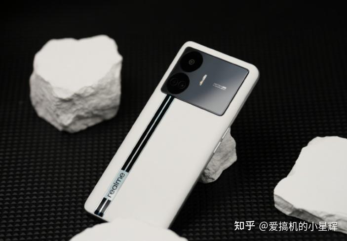 友商死磕极致性价比！16GB+1TB+4nm芯片低至2228元，售价更亲民了 - 知乎