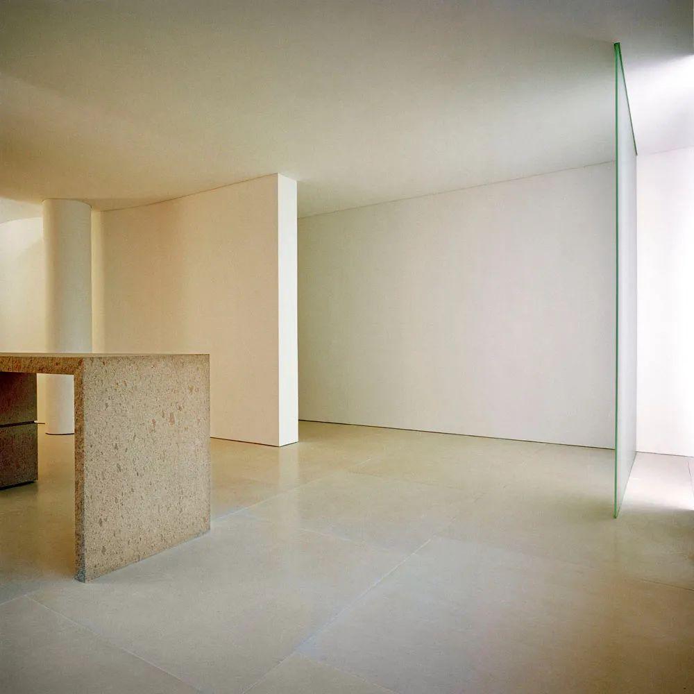 Claudio Silvestrin丨世界极简主义建筑设计之父 - 知乎