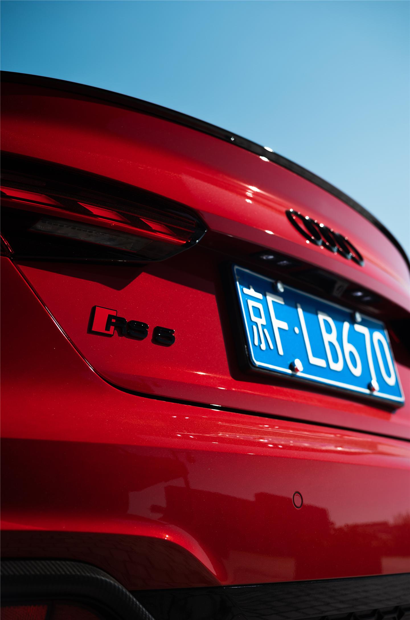 铁汉柔情，深度试驾奥迪RS 5 - 知乎