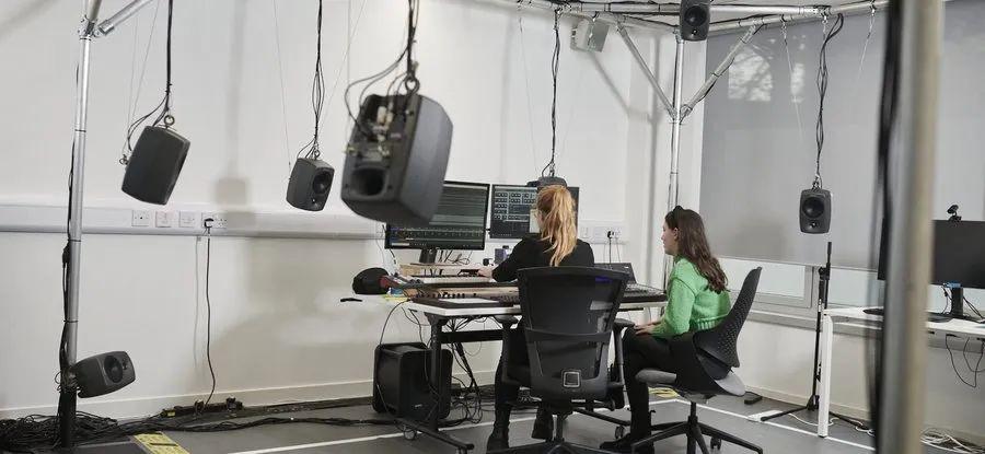 资讯汇总 | 皇家艺术学院 RCA 24fall 申请递交时间公布，较往年提前了半个月！！ - 知乎