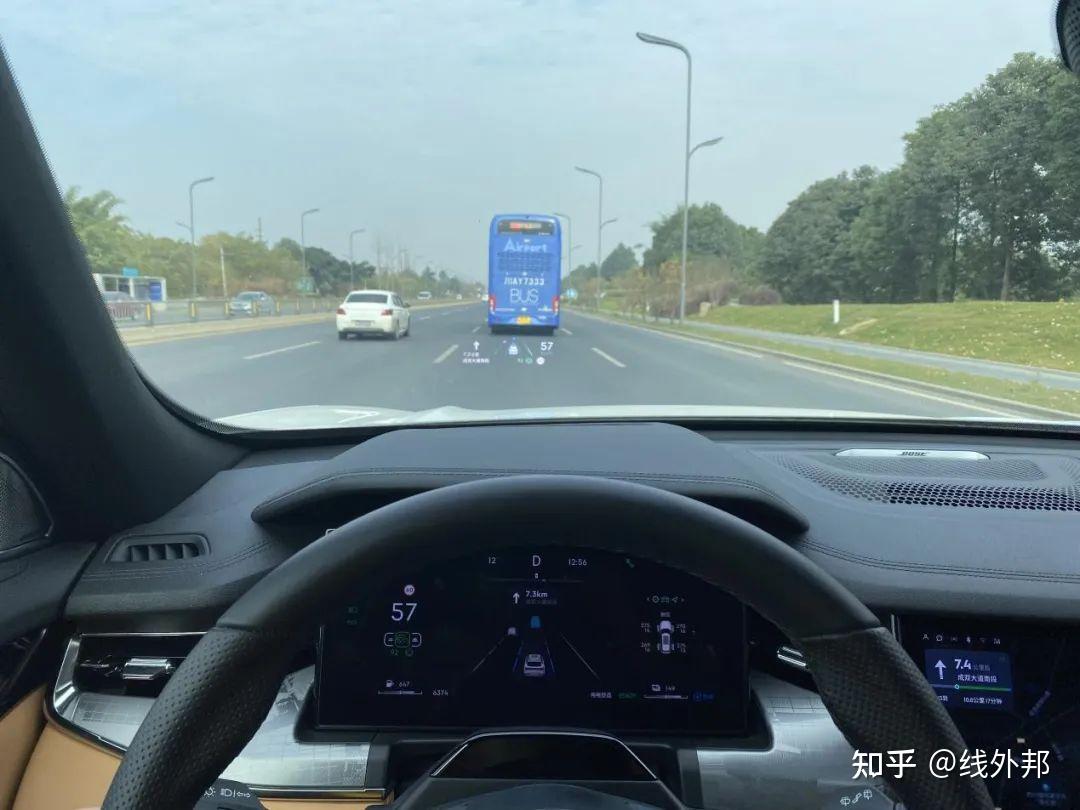 试驾领克09EM-P：这只灵活的大胖子，惊到我了 - 知乎