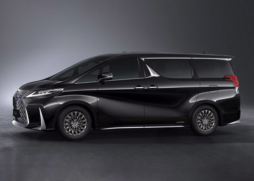 土豪们人手一辆！这最贵MPV重磅升级 比劳斯莱斯还要香？ - 知乎