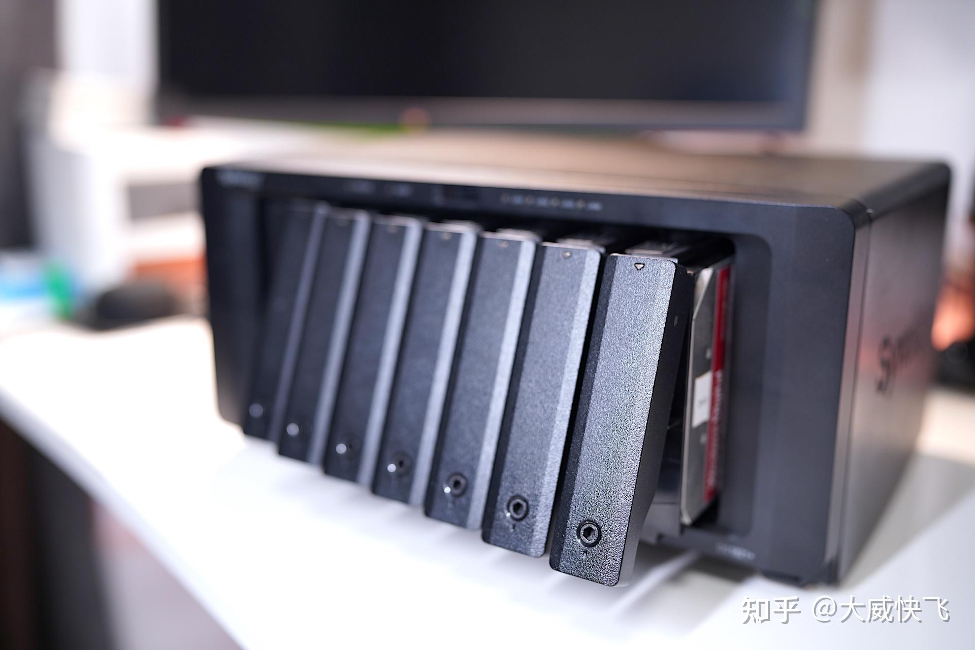 数码生活之NAS从入门到精通｜2.如何让群晖DS1821+这款8盘位NAS性能发挥到极致 - 跑满万兆/配件选择/存储方案/m.2固态做存储 ...