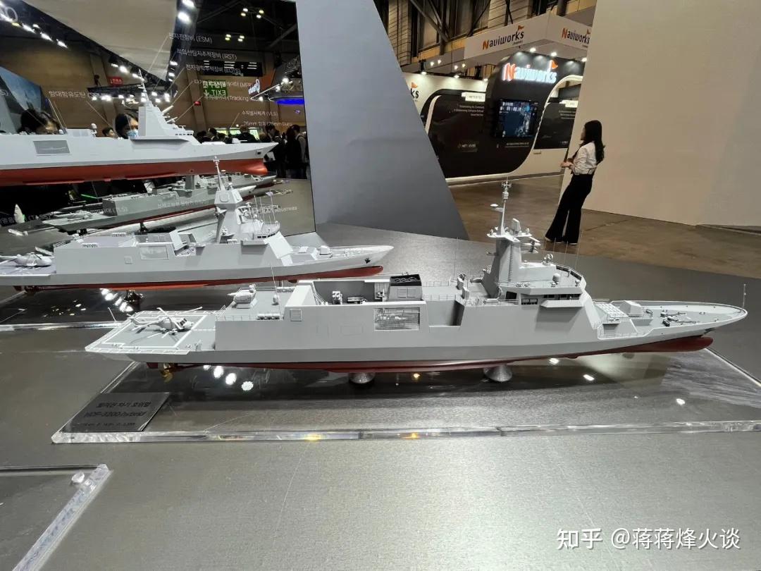 韩国展示HDF-6000护卫舰与KDDX驱逐舰，综合桅杆是亮点 - 知乎