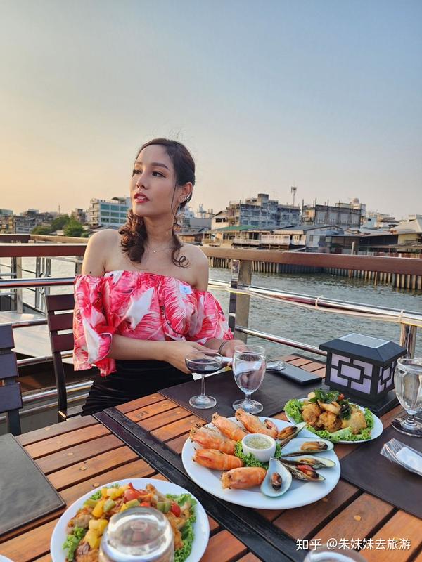 游泰国新地标ICONSIAM看曼谷克里普索人妖秀表演 - 知乎