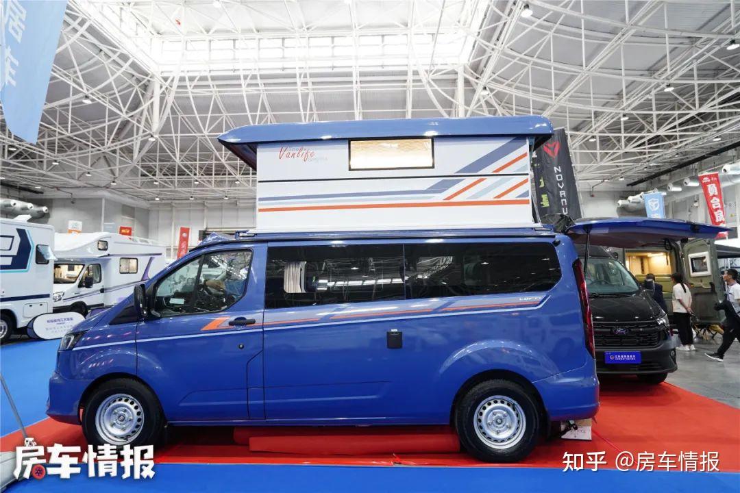 江铃福特原厂房车！2.0T+9AT开着省心，6座设计能下地库可代替MPV - 知乎