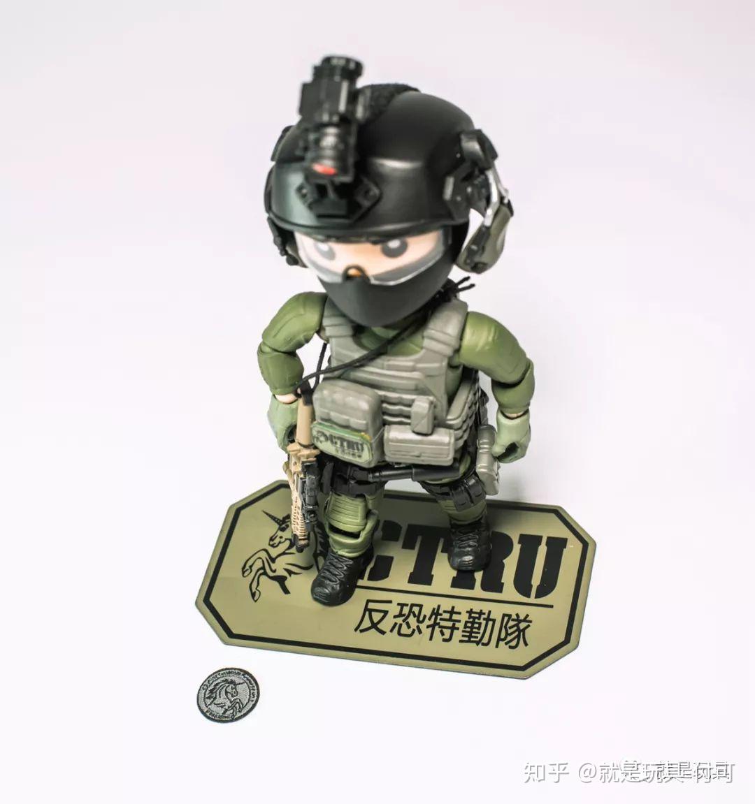 警队都采购？香港警察反恐特勤队CTRU十周年人偶来了！ - 知乎