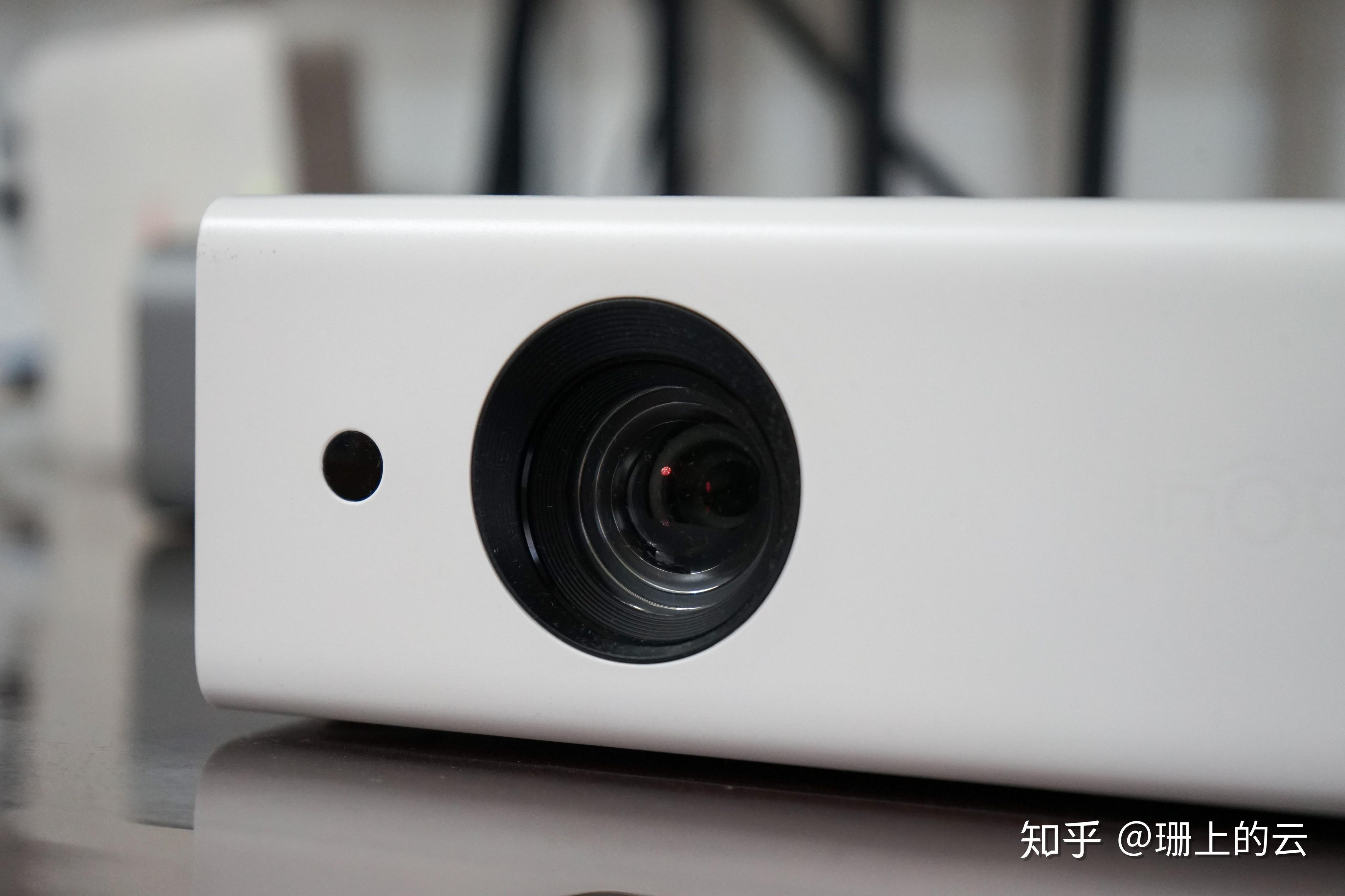 今天我们来看点大的——艾洛维Me2C家用投影体验 - 知乎