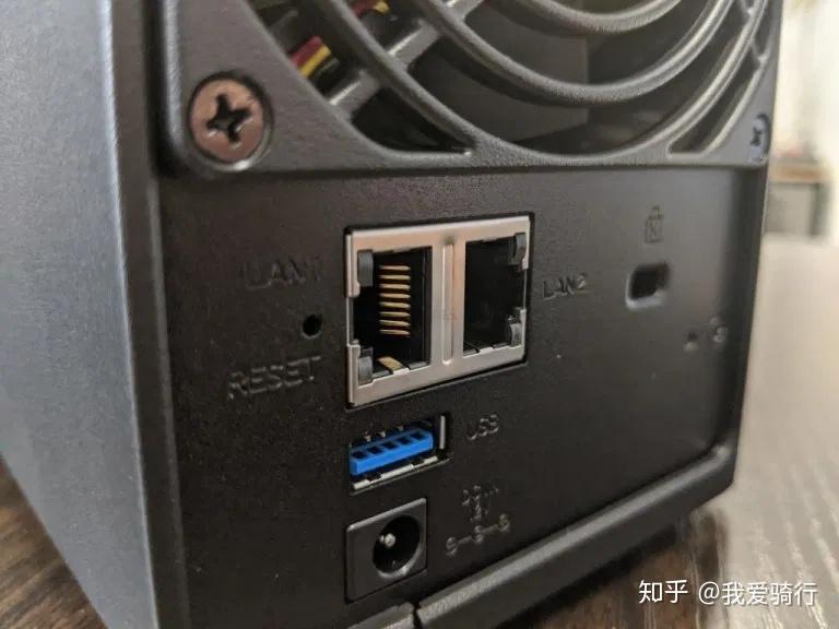 Synology DS220 + NAS开箱 - 知乎