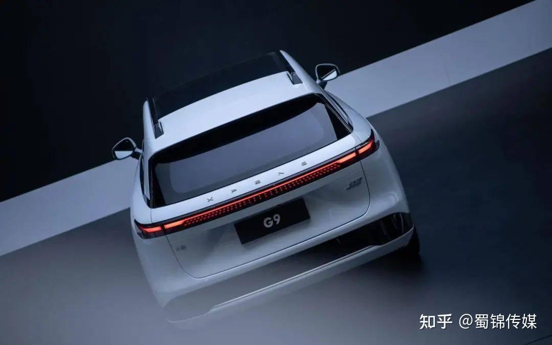 超快充+超智能就算了，小鹏G9还有双腔空气悬架，有保时捷那味了 - 知乎