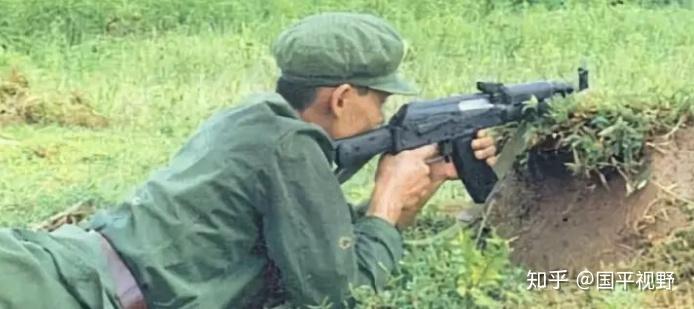 56C我军装备第一把短自动步枪 - 知乎