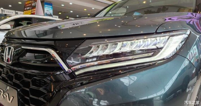 2020款本田UR-V到店实拍！银黛灰色车身比较精致，配适时四驱 - 知乎