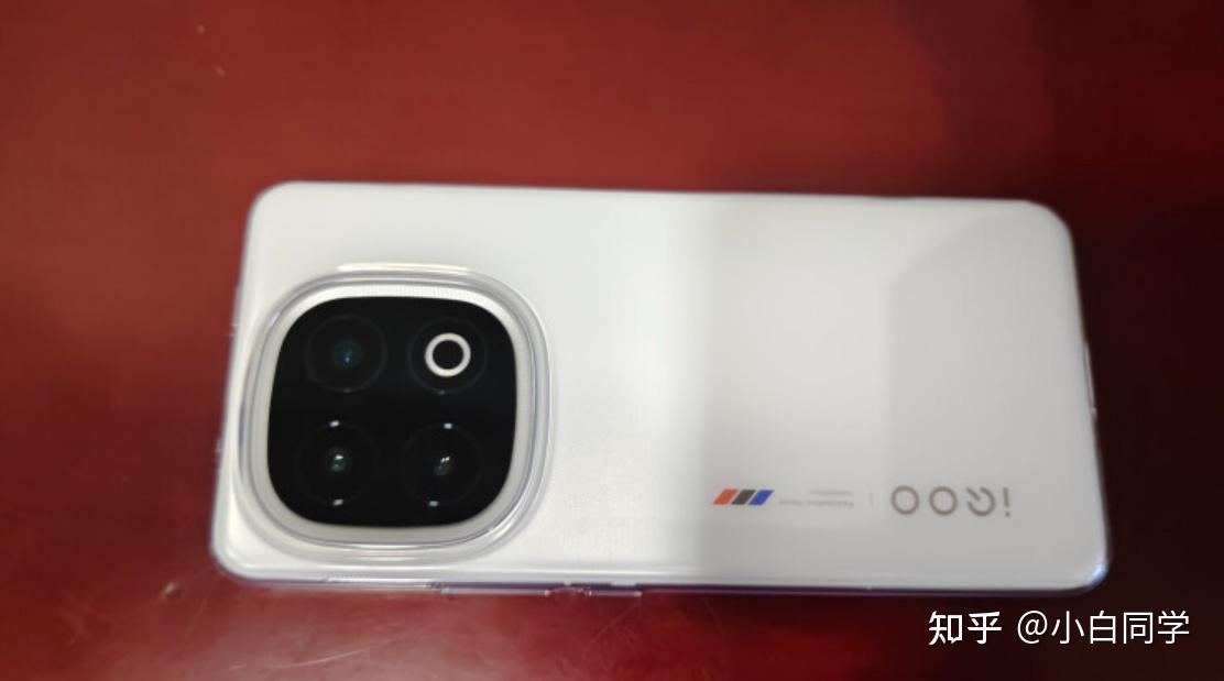 一加13和iqoo13选哪个，各方面区别大吗？ - 知乎