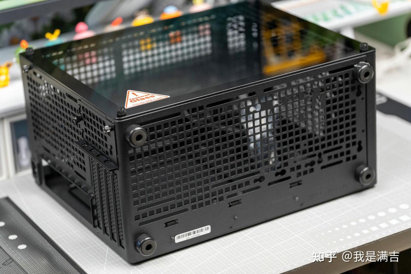 20L小尺寸 M-ATX机箱装机，乔思伯Z20打造精致桌面电脑