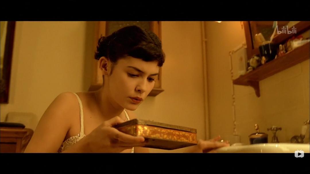 剧里的家 |《天使爱美丽》，沉浸在浪漫复古法式中孤独少女的爱情 - 知乎