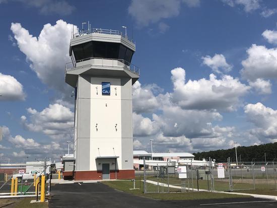 为什么美国很多机场塔台是外包的？ - 知乎