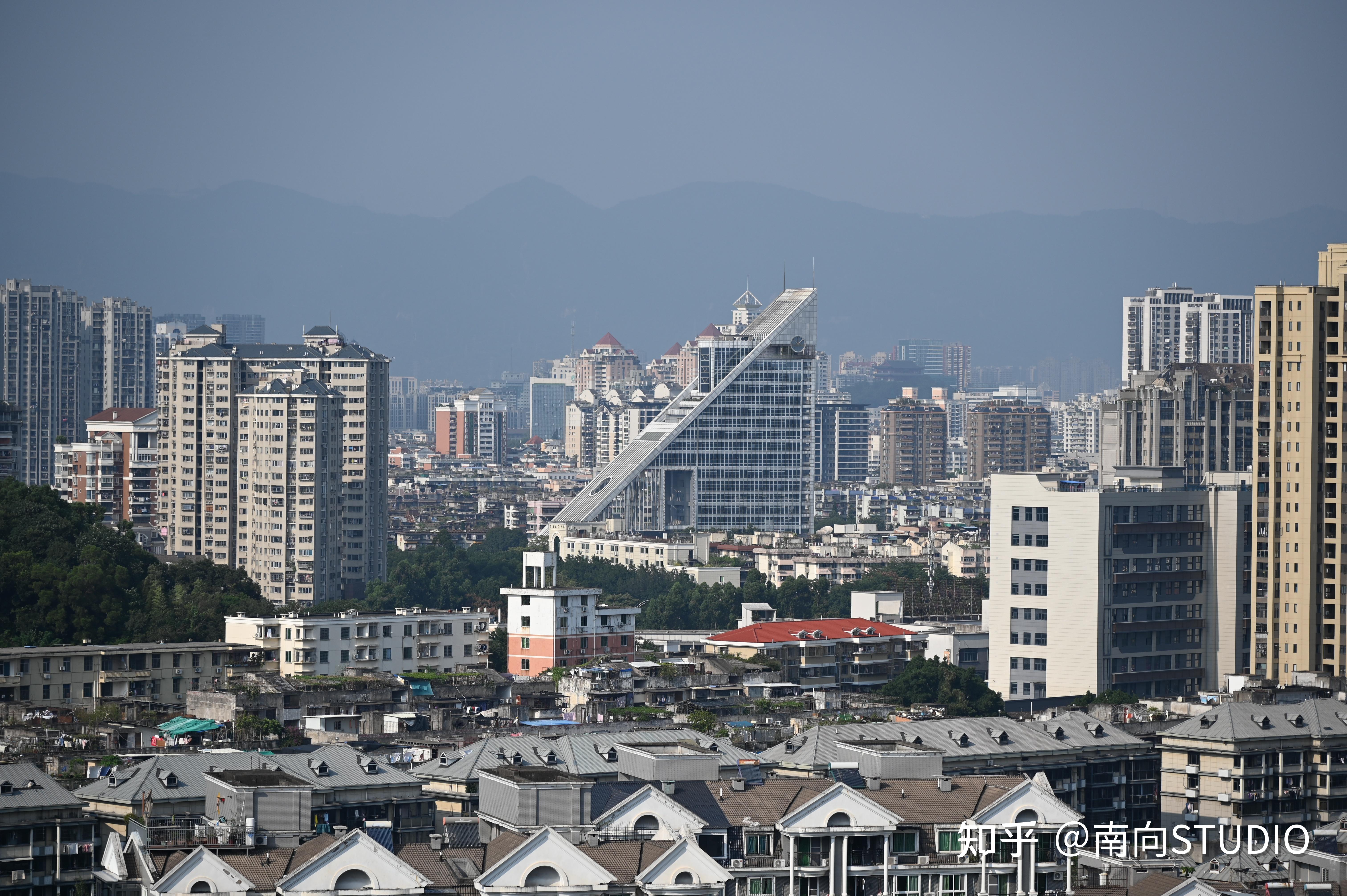 深度使用之后告诉你！尼康Z24-120mmF/4s与Z24-200mmF/4-6.3怎么选？