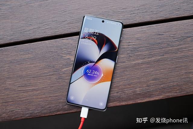 起步价仅2599元！骁龙8+100W+1.5K屏，一加Ace2综合能力太强了 - 知乎