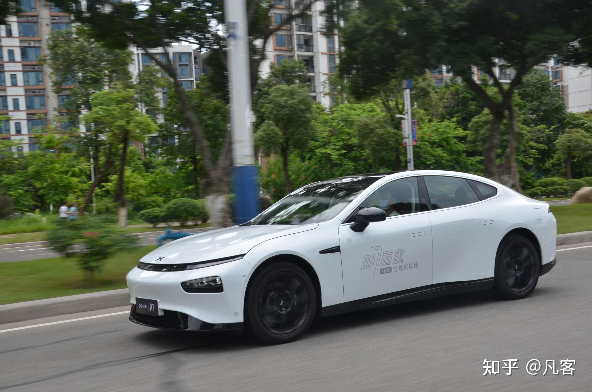 小鹏P7深度评测：优缺点各半 - 知乎