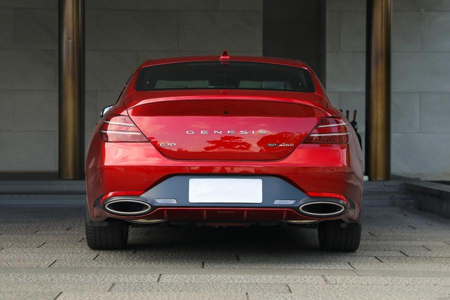 “小宾利”正式上市，配2.0T+8AT，24.98万起，比宝马3系更运动 - 知乎