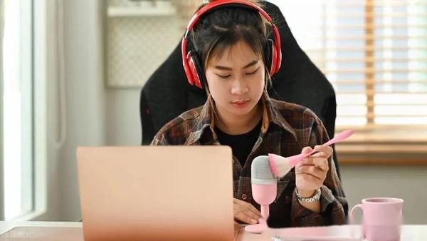 网络上很火的ASMR助眠的原理是什么？ - 知乎