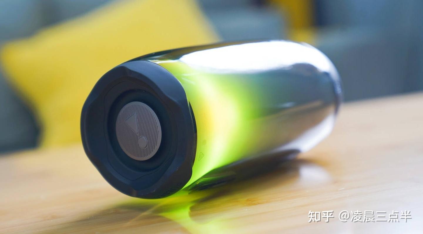 JBL PULSE4全面屏炫彩音箱评测：沉浸视听体验 - 知乎