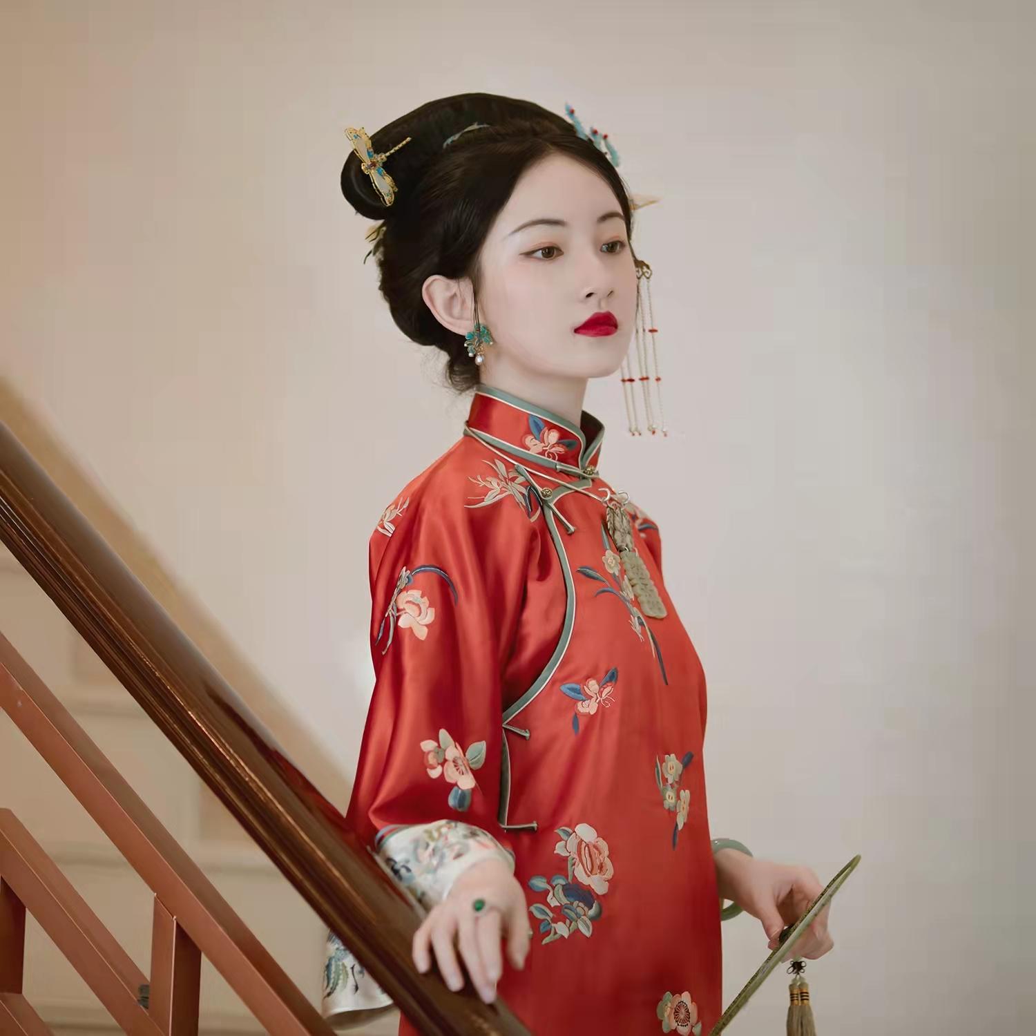 做化妆师赚钱吗 知乎