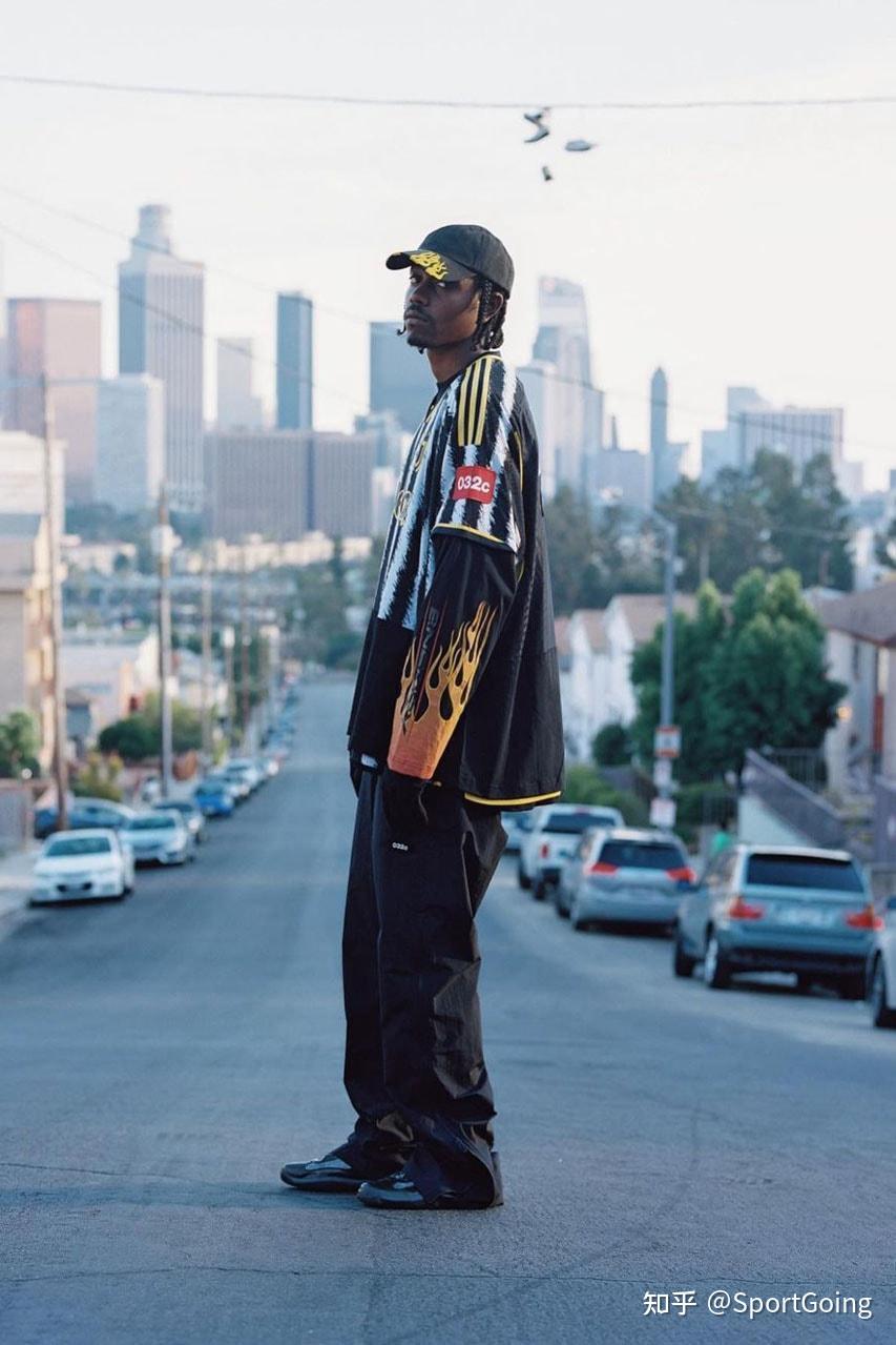 杂志和时尚品牌032c与尤文图斯推出了全新系列联名款 - 知乎