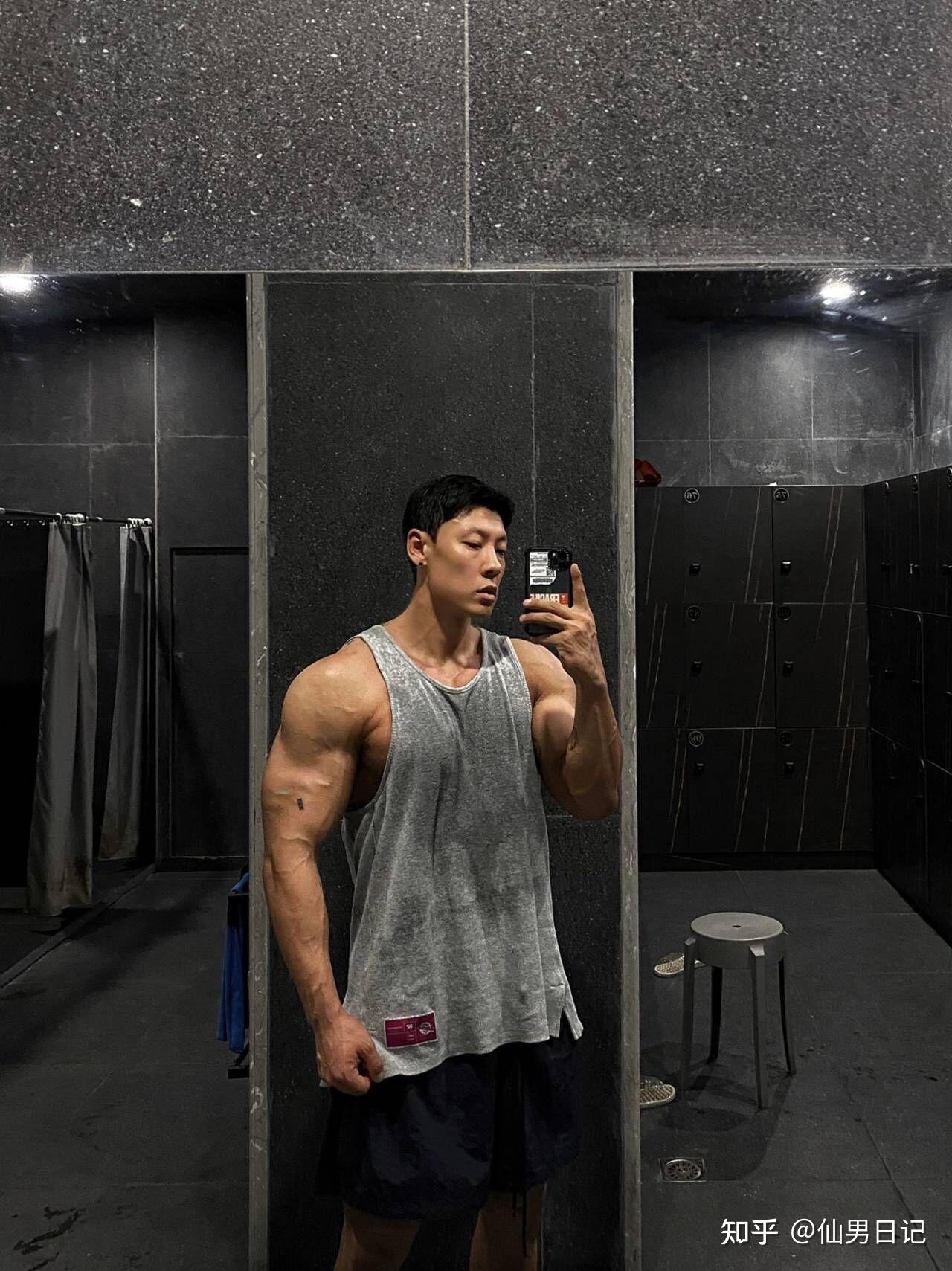 188cm广东健身教练，黑皮大胸肌太硬了！ - 知乎