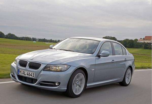 操控之王！情迷宝马335i，15万买台9年的老车值不值？ - 知乎