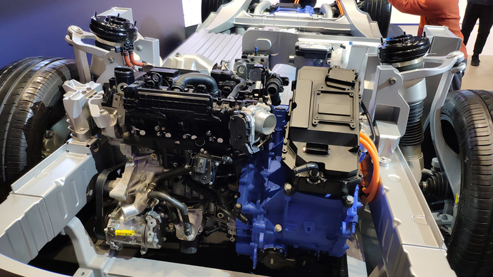 问界将淘汰1.5T？2.0T比理想省油16%，明年问界M8价格会变？ - 知乎