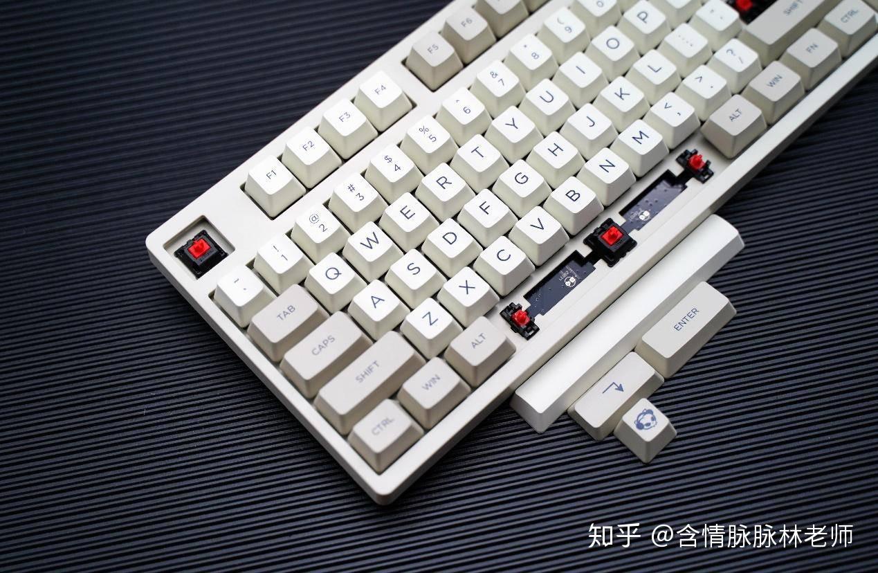 致敬经典，Akko 3018 9009无线双模键盘体验