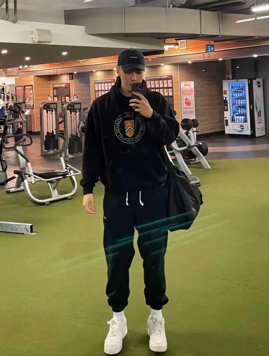 191cm河北篮球体育生，00后私下竟然这么猛…… - 知乎