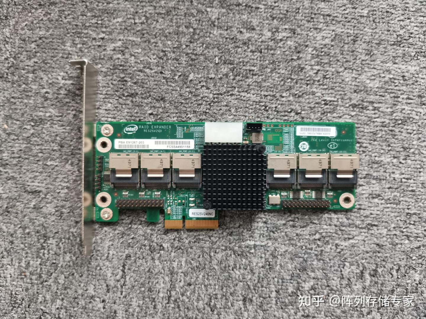 增加阵列卡连接硬盘的数量，expander卡简介。 - 知乎