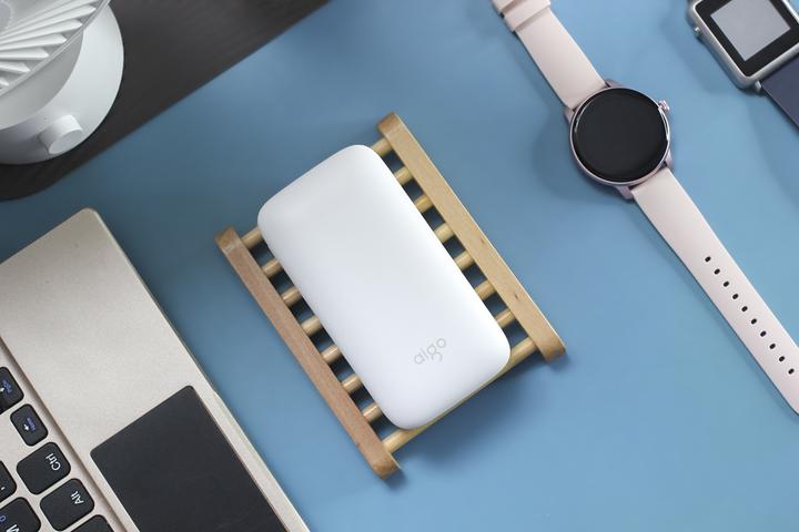 深挖充电宝潜力，给电烙铁供电，小试爱国者aigo充电宝X10P - 知乎