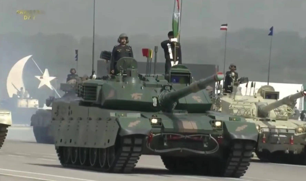 大手笔，“巴铁”进口679辆VT-4主战坦克，有哪些重大意义？ - 知乎